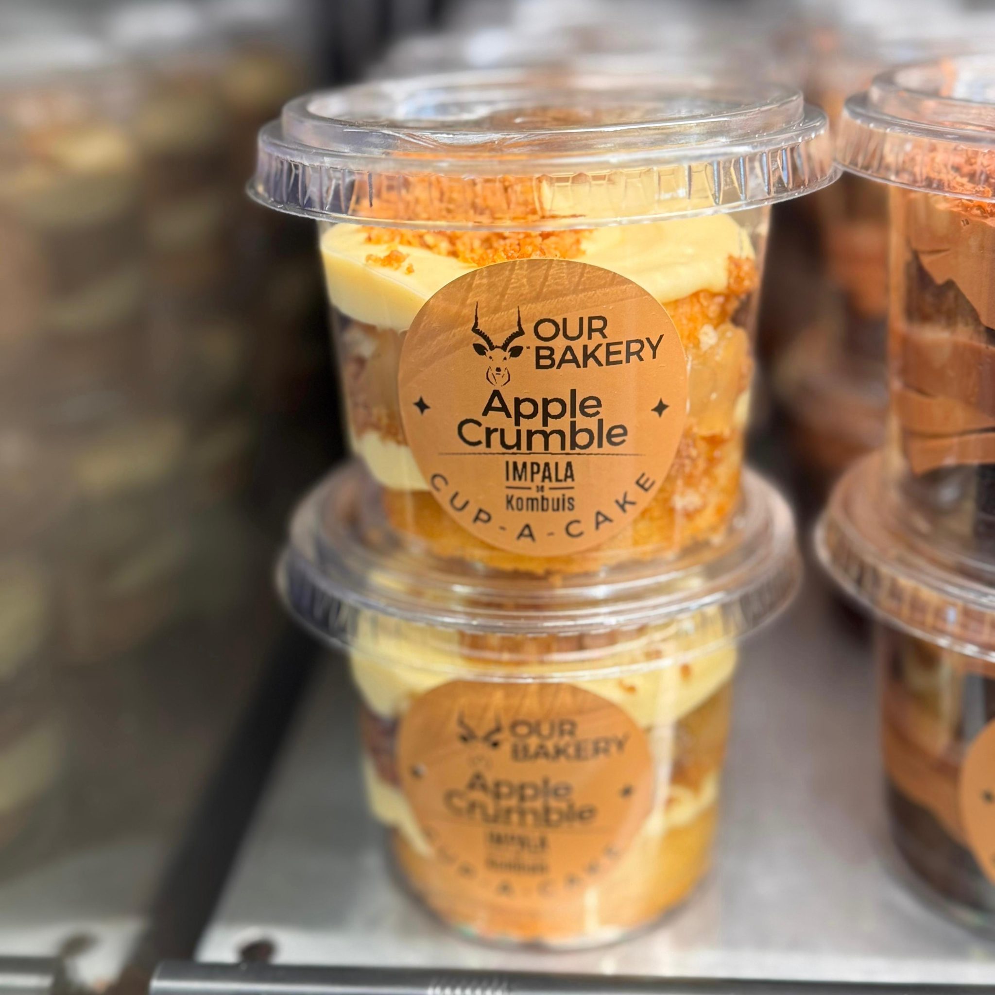 Cup-a-Cake: Apple Crumble x 1 - Impala Vleis Brits™